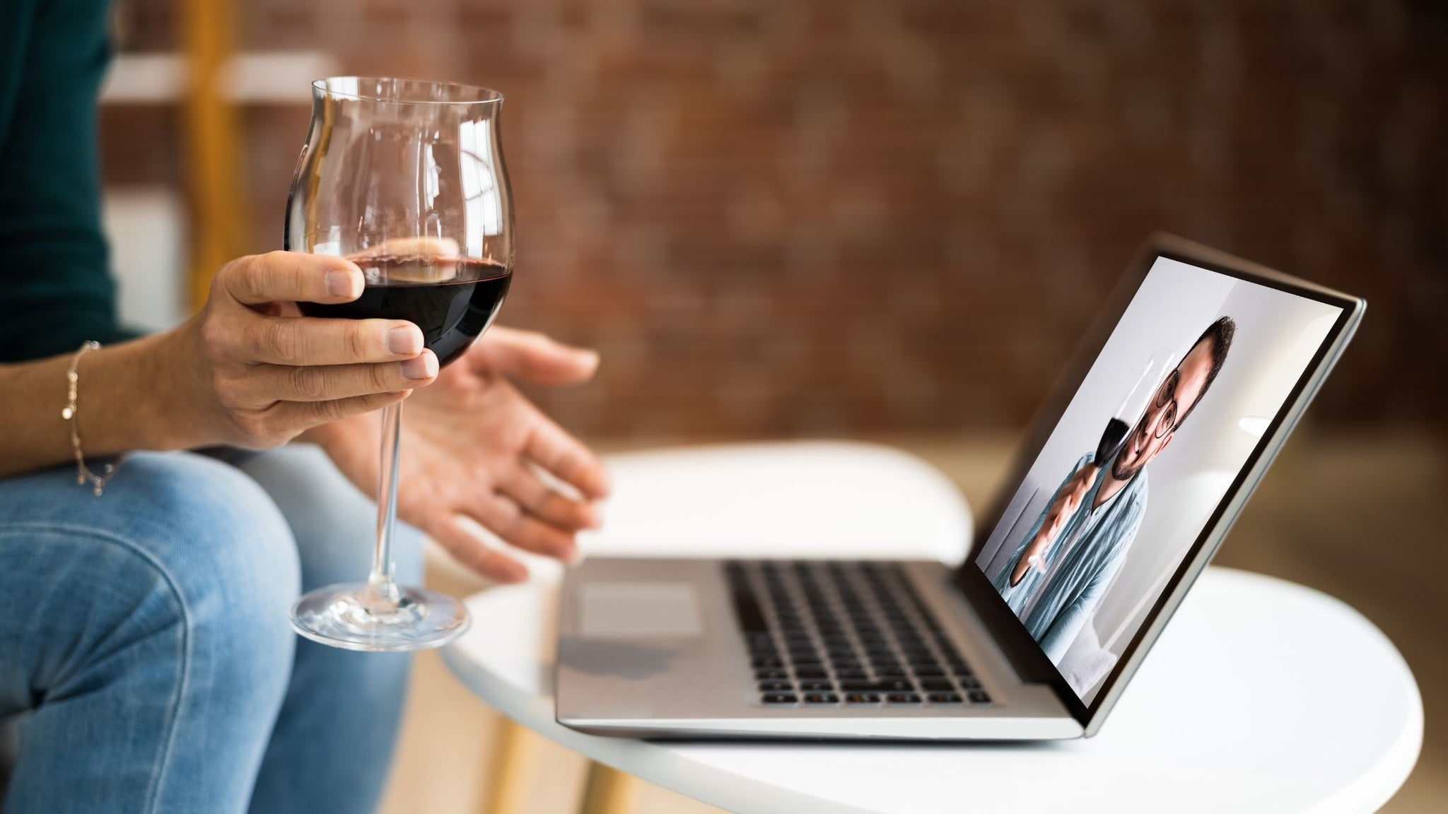 How has the pandemic impacted Italians' wine consumption?